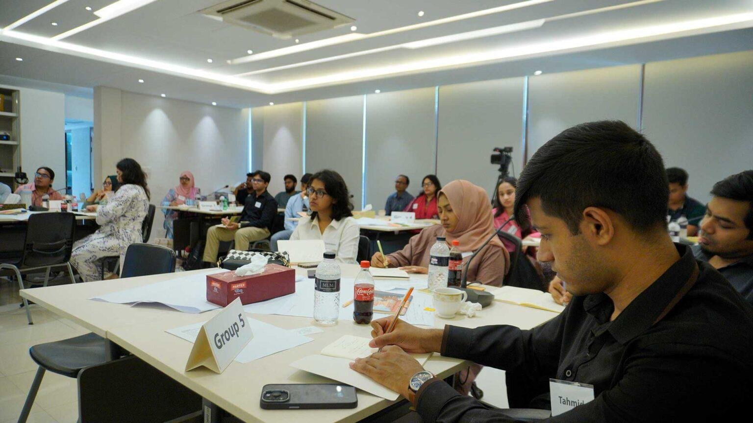 CPD Empowers Emerging Economists through Lecture Series on the ...