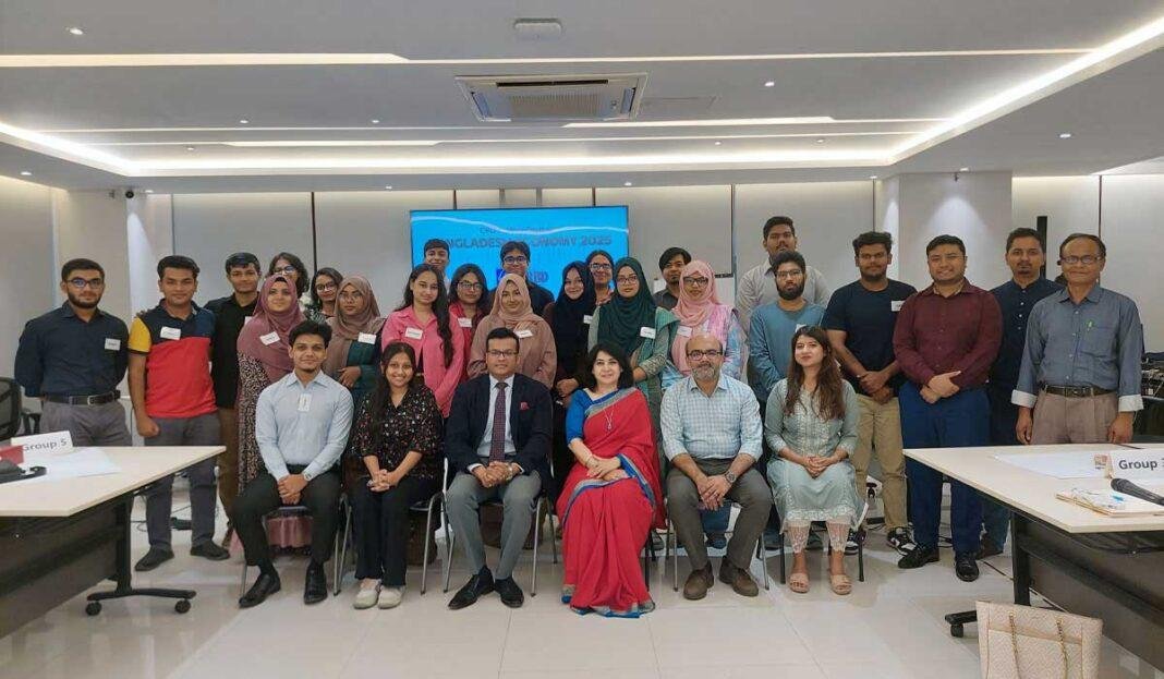 CPD Empowers Emerging Economists through Lecture Series on the ...